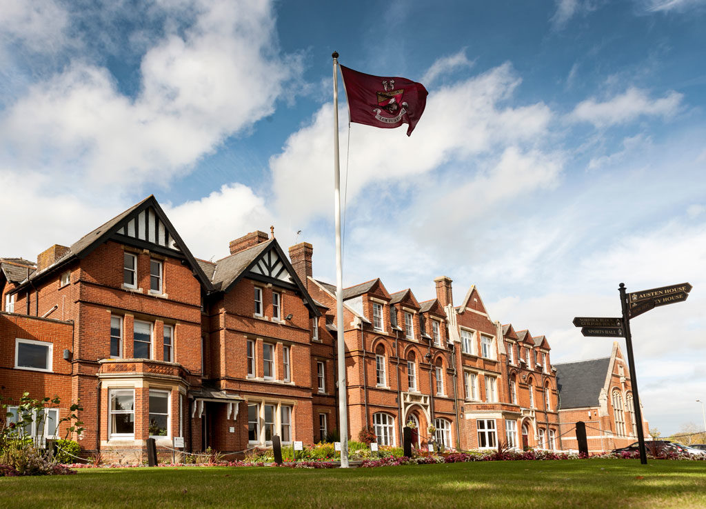 Kent College Canterbury 介紹 | LINKEDU 海外升學